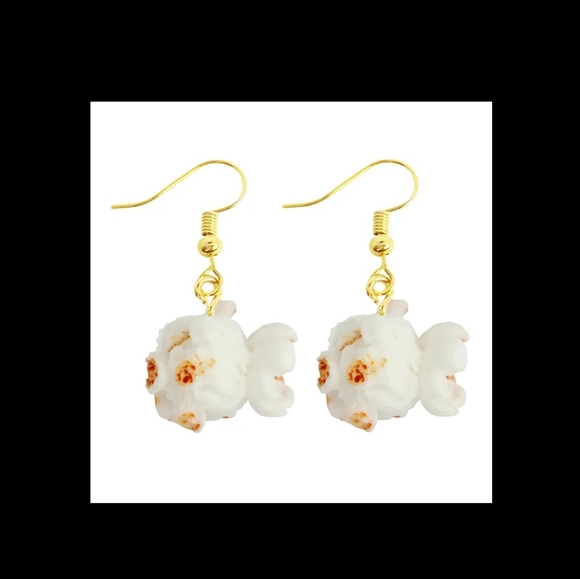 Hot Topic | Jewelry | Realistic Popcorn Earrings | Poshmark